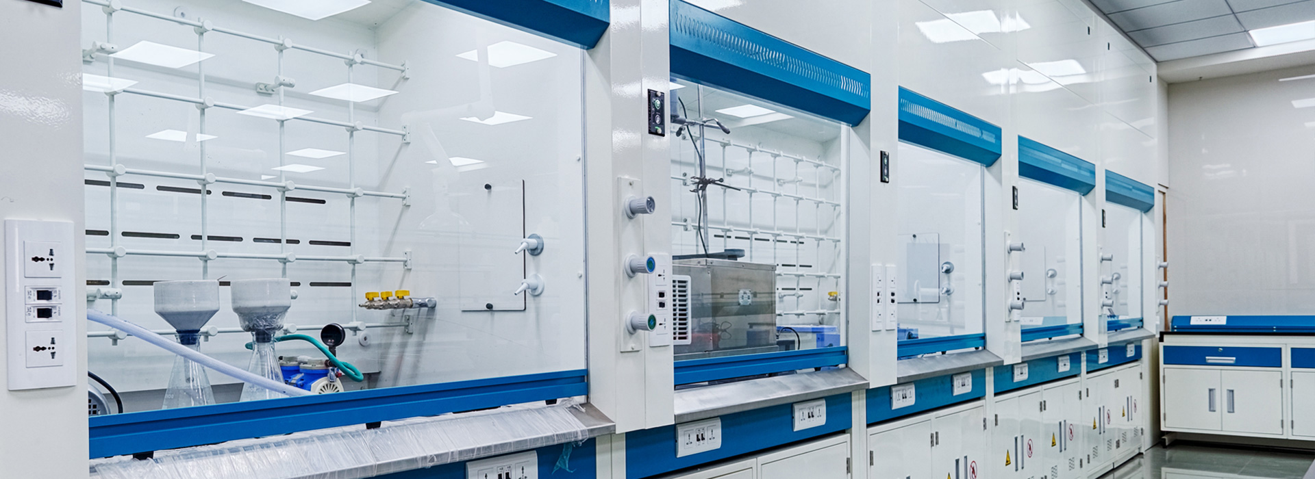 Modular Laboratory Furniture Manufacturer and Supplier